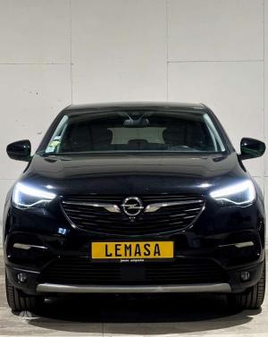 Black Opel Grandland X 2018 in Klaipeda, with an engine capacity of 1.56 L and mileage of 169 thousand km for 12999 €, photo 28 on AUTOMOTO.COM.LV