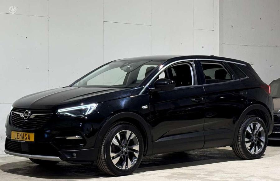 Black Opel Grandland X 2018 in Klaipeda, with an engine capacity of 1.56 L and mileage of 169 thousand km for 12999 €, photo 32 on AUTOMOTO.COM.LV