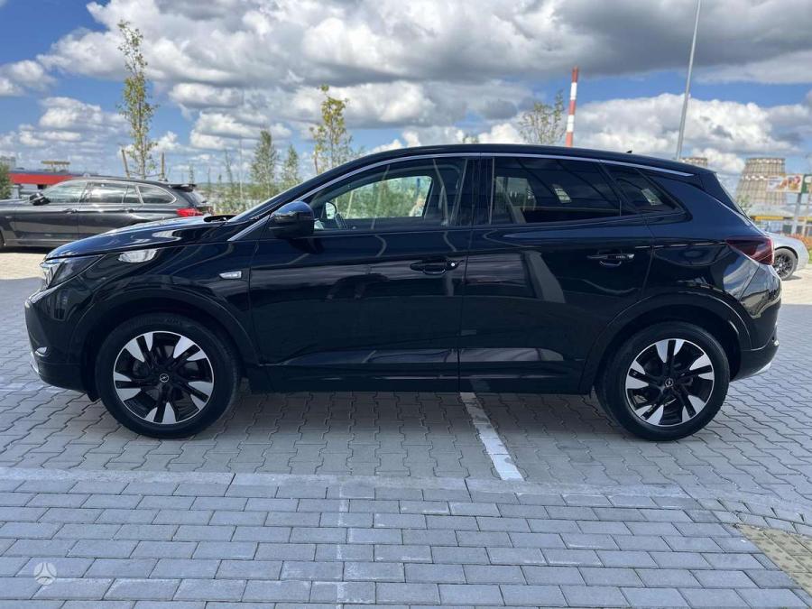 Melns Opel Grandland X 2022 Viļņa, ar dzinēja tilpumu 1.20 L un nobraukumu 117 tūkst. km par 14460 €, foto 9 vietnē AUTOMOTO.COM.LV