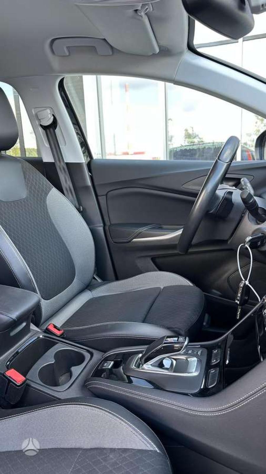 Melns Opel Grandland X 2022 Viļņa, ar dzinēja tilpumu 1.20 L un nobraukumu 117 tūkst. km par 14460 €, foto 31 vietnē AUTOMOTO.COM.LV
