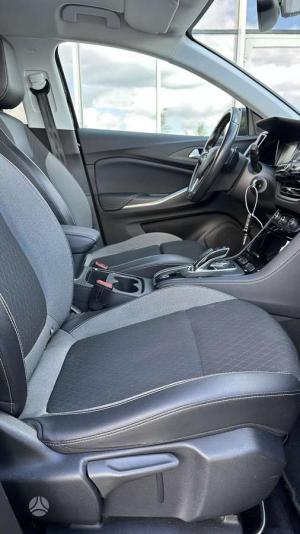 Melns Opel Grandland X 2022 Viļņa, ar dzinēja tilpumu 1.20 L un nobraukumu 117 tūkst. km par 14460 €, foto 33 vietnē AUTOMOTO.COM.LV