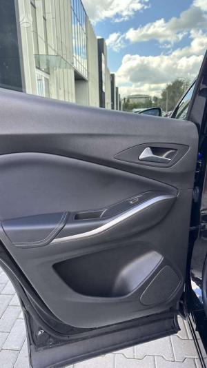 Melns Opel Grandland X 2022 Viļņa, ar dzinēja tilpumu 1.20 L un nobraukumu 117 tūkst. km par 14460 €, foto 35 vietnē AUTOMOTO.COM.LV