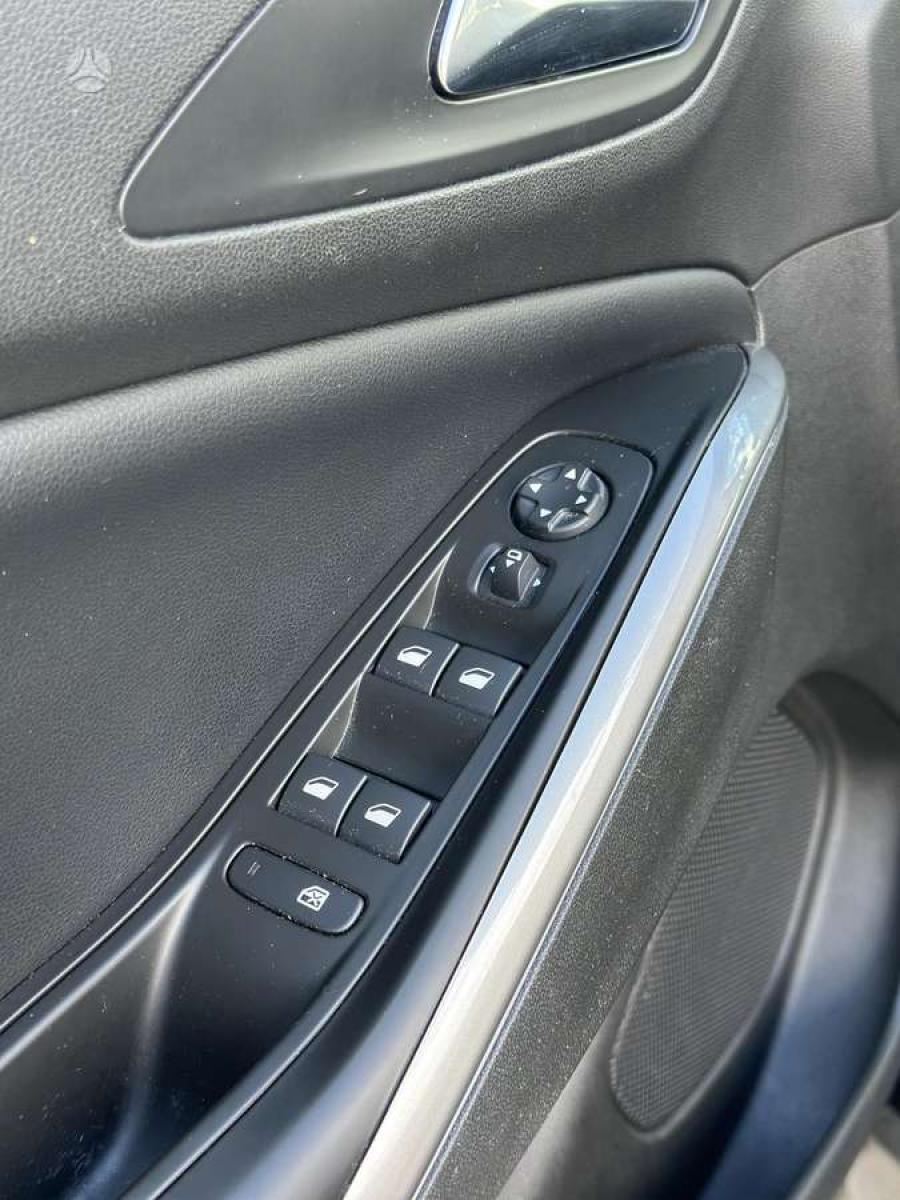 Melns Opel Grandland X 2022 Viļņa, ar dzinēja tilpumu 1.20 L un nobraukumu 117 tūkst. km par 14460 €, foto 38 vietnē AUTOMOTO.COM.LV