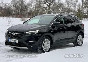 Black Opel Grandland X 2018 in Tallinn, with an engine capacity of 1.60 L and mileage of 236 thousand km for 13600 €, photo 11 on AUTOMOTO.COM.LV