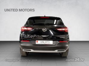 Black Opel Grandland X 2018 in Tallinn, with an engine capacity of 1.60 L and mileage of 237 thousand km for 10990 €, photo 9 on AUTOMOTO.COM.LV