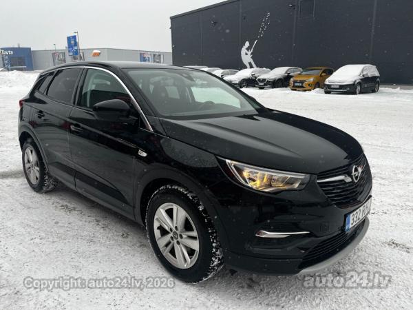 Black Opel Grandland X 2019 in Tallinn, with an engine capacity of 2.00 L and mileage of 214 thousand km for 13600 €, photo 3 on AUTOMOTO.COM.LV