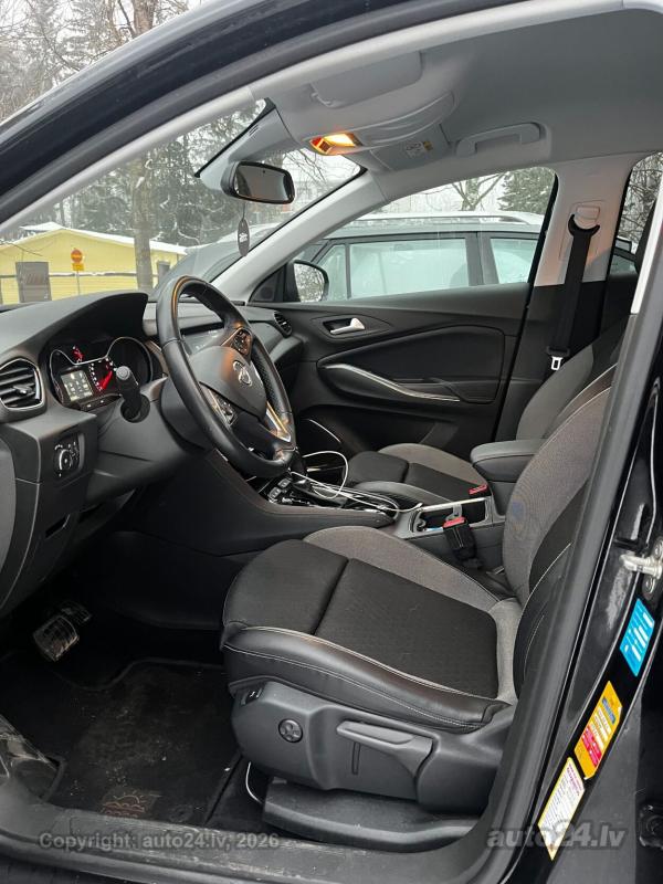 Melns Opel Grandland X 2019 Tallina, ar dzinēja tilpumu 2.00 L un nobraukumu 214 tūkst. km par 13600 €, foto 11 vietnē AUTOMOTO.COM.LV