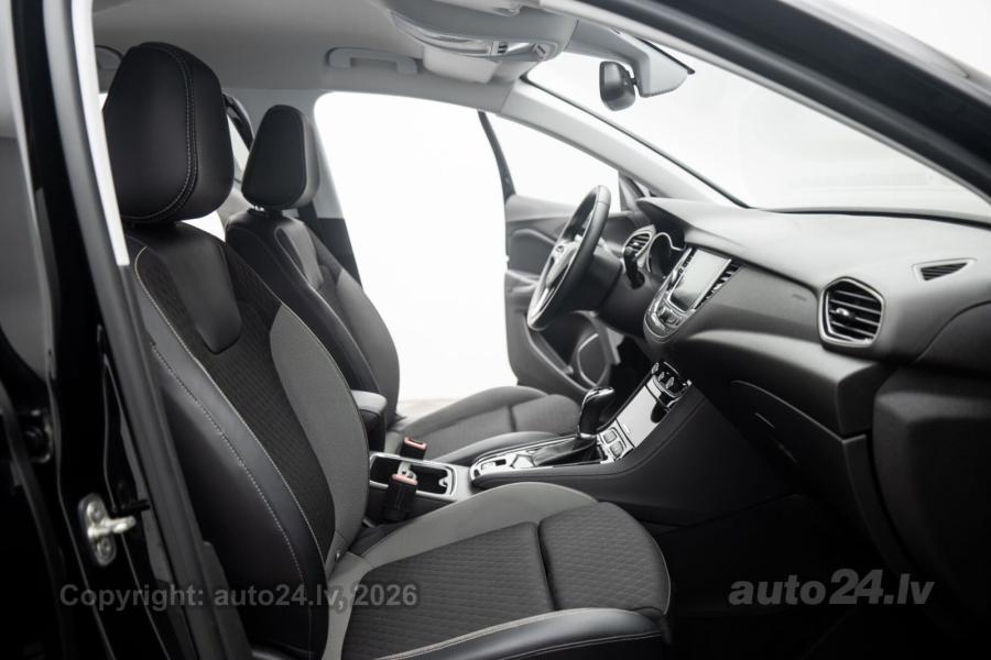 Melns Opel Grandland X 2019 Tallina, ar dzinēja tilpumu 2.00 L un nobraukumu 215 tūkst. km par 9999 €, foto 11 vietnē AUTOMOTO.COM.LV