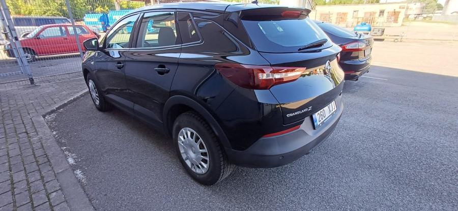 Черный Опель Grandland X 2019 в Вильянди, объемом двигателя 1.20 л и пробегом 85 тыс. км за 10900 €, фото 16 на AUTOMOTO.COM.LV