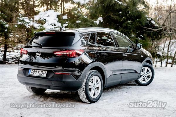 Black Opel Grandland X 2020 in Parnu, with an engine capacity of 1.20 L and mileage of 80 thousand km for 15550 €, photo 2 on AUTOMOTO.COM.LV