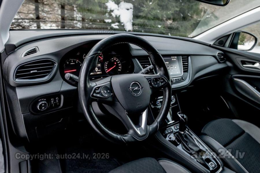 Melns Opel Grandland X 2020 Pērnava, ar dzinēja tilpumu 1.20 L un nobraukumu 80 tūkst. km par 15550 €, foto 15 vietnē AUTOMOTO.COM.LV