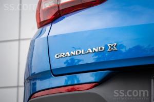 Zils Opel Grandland X 2017 Rīga, ar dzinēja tilpumu 1.20 L un nobraukumu 181 tūkst. km par 9995 €, foto 8 vietnē AUTOMOTO.COM.LV