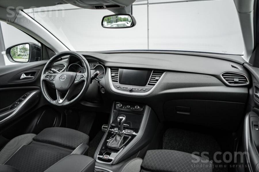 Zils Opel Grandland X 2017 Rīga, ar dzinēja tilpumu 1.20 L un nobraukumu 181 tūkst. km par 9995 €, foto 17 vietnē AUTOMOTO.COM.LV