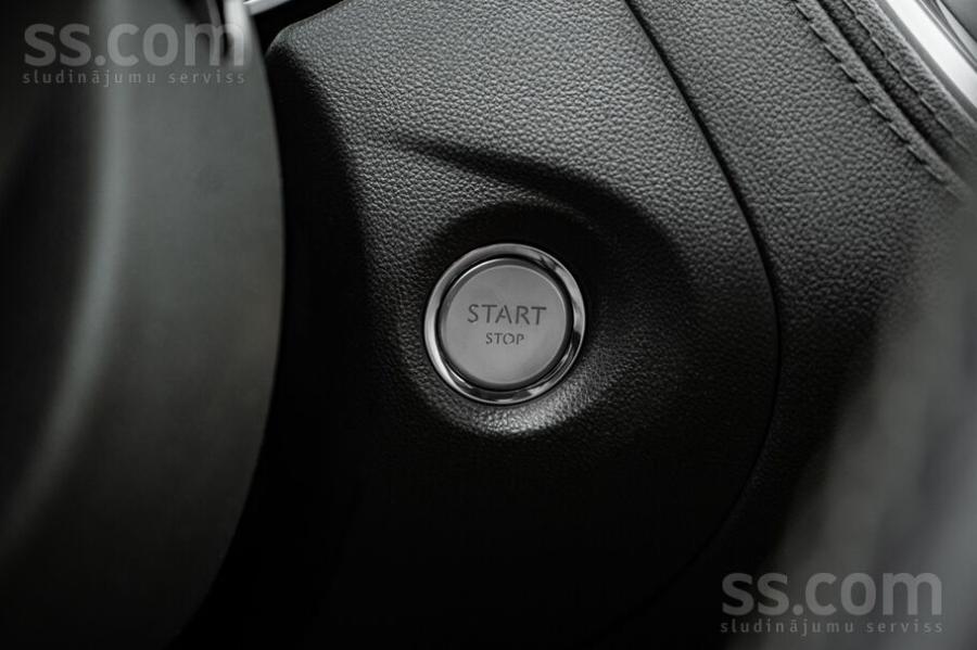 Zils Opel Grandland X 2017 Rīga, ar dzinēja tilpumu 1.20 L un nobraukumu 181 tūkst. km par 9995 €, foto 23 vietnē AUTOMOTO.COM.LV