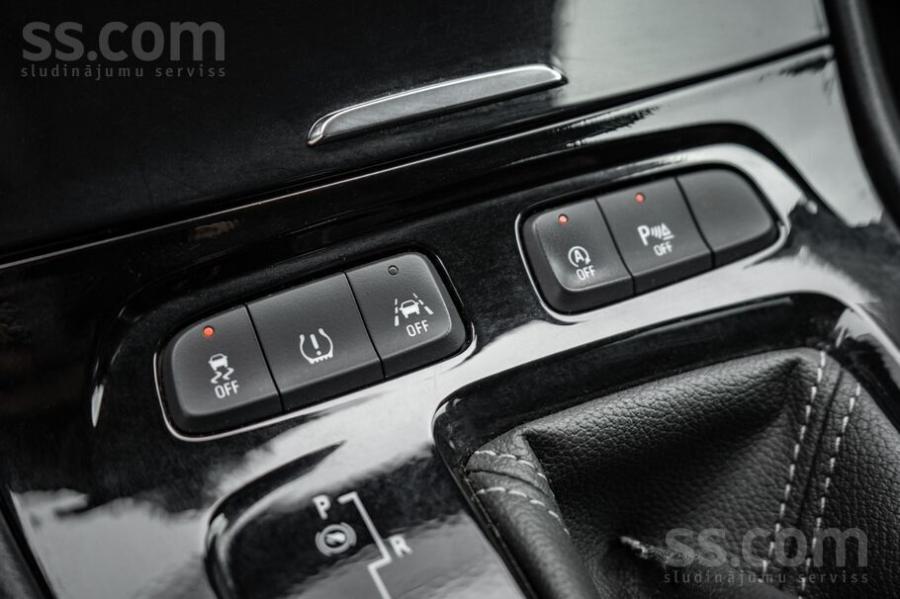 Zils Opel Grandland X 2017 Rīga, ar dzinēja tilpumu 1.20 L un nobraukumu 181 tūkst. km par 9995 €, foto 25 vietnē AUTOMOTO.COM.LV
