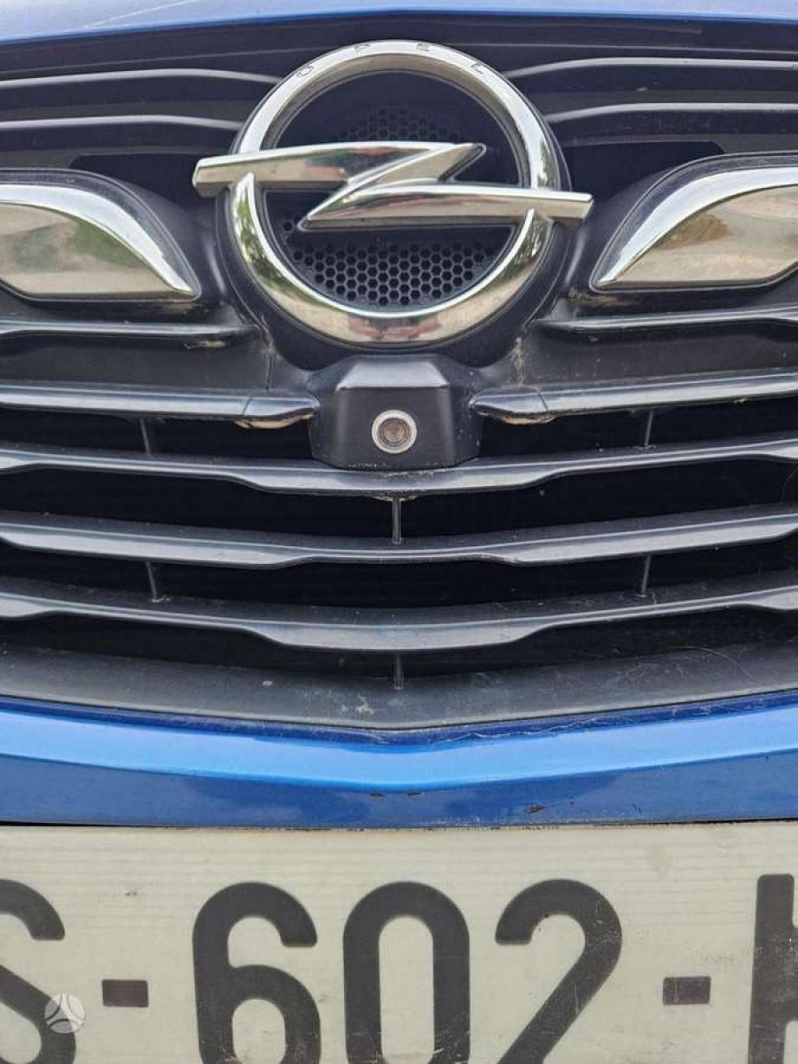 Blue Opel Grandland X 2017 in Taurage, with an engine capacity of 1.56 L and mileage of 165 thousand km for 8500 €, photo 9 on AUTOMOTO.COM.LV