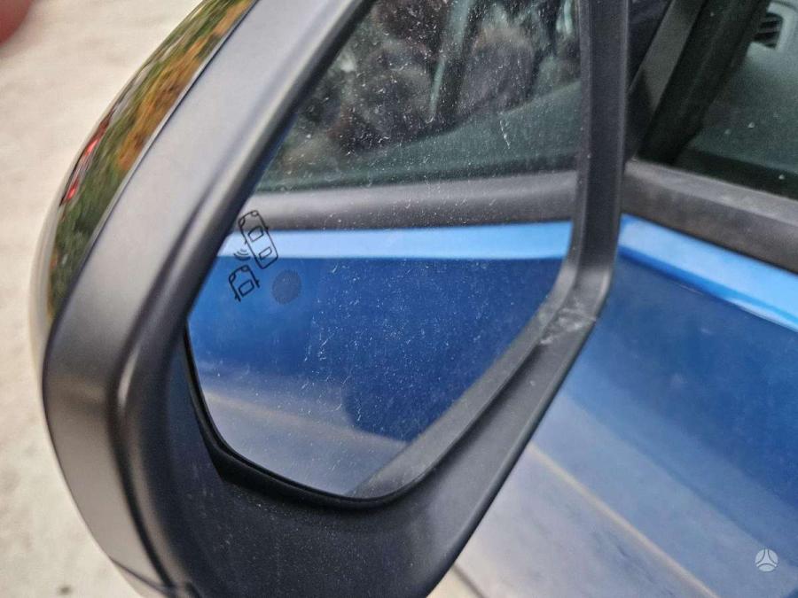 Blue Opel Grandland X 2017 in Taurage, with an engine capacity of 1.56 L and mileage of 165 thousand km for 8500 €, photo 10 on AUTOMOTO.COM.LV