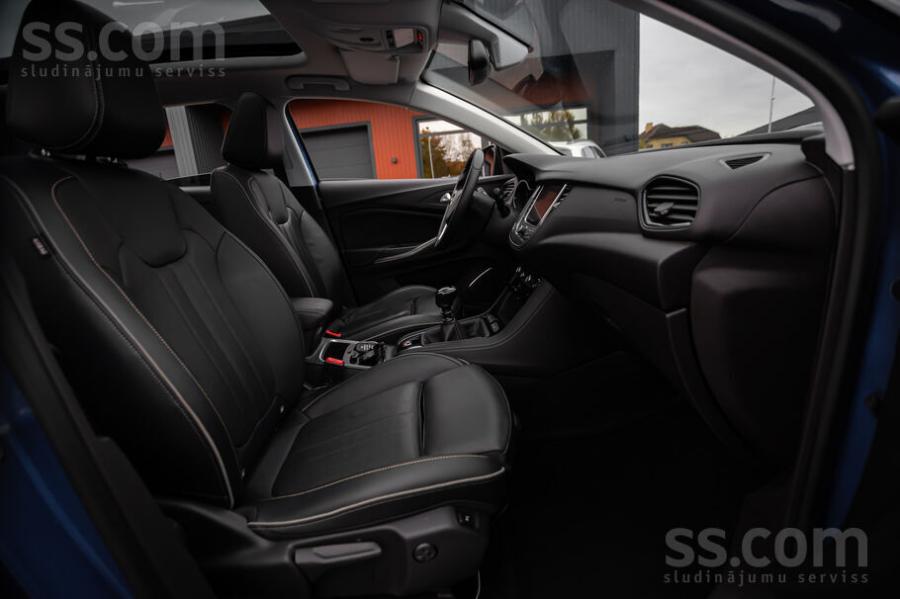Zils Opel Grandland X 2017 Jelgava, ar dzinēja tilpumu 1.20 L un nobraukumu 0 tūkst. km par 10950 €, foto 9 vietnē AUTOMOTO.COM.LV