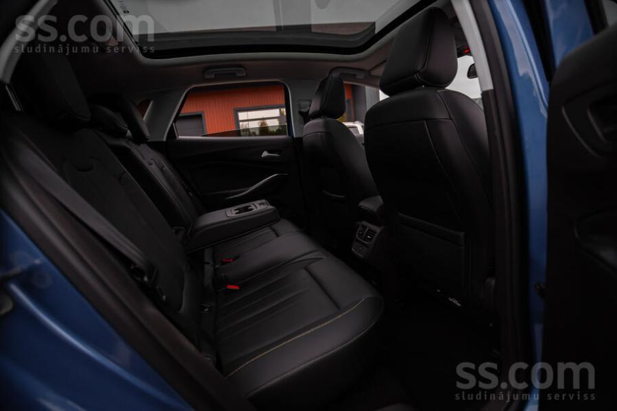 Zils Opel Grandland X 2017 Jelgava, ar dzinēja tilpumu 1.20 L un nobraukumu 0 tūkst. km par 10950 €, foto 11 vietnē AUTOMOTO.COM.LV