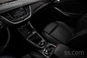 Zils Opel Grandland X 2017 Jelgava, ar dzinēja tilpumu 1.20 L un nobraukumu 0 tūkst. km par 10950 €, foto 21 vietnē AUTOMOTO.COM.LV