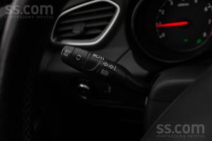 Zils Opel Grandland X 2017 Jelgava, ar dzinēja tilpumu 1.20 L un nobraukumu 0 tūkst. km par 10950 €, foto 34 vietnē AUTOMOTO.COM.LV