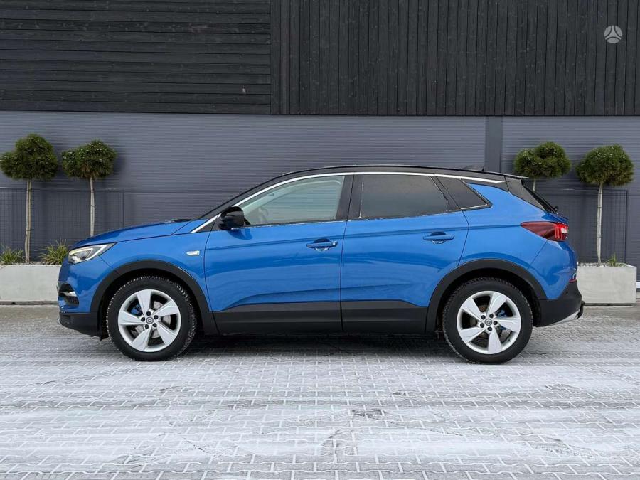 Blue Opel Grandland X 2018 in Siauliai, with an engine capacity of 1.50 L and mileage of 188 thousand km for 14190 €, photo 4 on AUTOMOTO.COM.LV