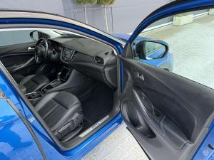 Blue Opel Grandland X 2018 in Siauliai, with an engine capacity of 1.50 L and mileage of 188 thousand km for 14190 €, photo 16 on AUTOMOTO.COM.LV