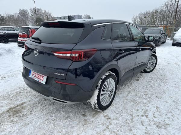 Blue Opel Grandland X 2018 in Alytus, with an engine capacity of 1.60 L and mileage of 187 thousand km for 10900 €, photo 3 on AUTOMOTO.COM.LV