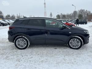 Blue Opel Grandland X 2018 in Alytus, with an engine capacity of 1.60 L and mileage of 187 thousand km for 10900 €, photo 5 on AUTOMOTO.COM.LV