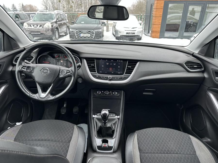 Blue Opel Grandland X 2018 in Alytus, with an engine capacity of 1.60 L and mileage of 187 thousand km for 10900 €, photo 11 on AUTOMOTO.COM.LV