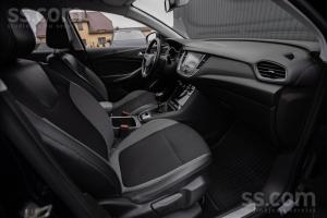 Синий Опель Grandland X 2018 в Елгава, объемом двигателя 1.20 л и пробегом 0 тыс. км за 8990 €, фото 11 на AUTOMOTO.COM.LV