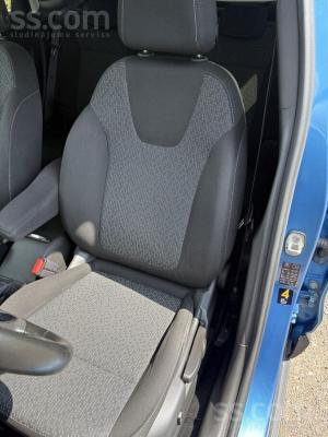 Zils Opel Grandland X 2018 Daugavpils, ar dzinēja tilpumu 1.50 L un nobraukumu 92 tūkst. km par 10500 €, foto 20 vietnē AUTOMOTO.COM.LV