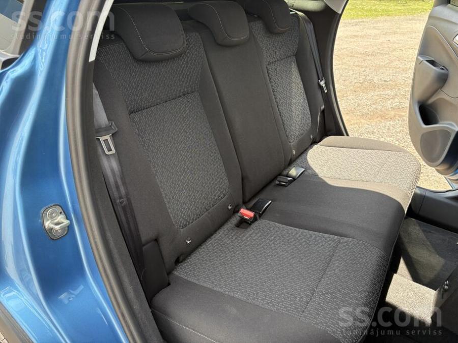 Zils Opel Grandland X 2018 Daugavpils, ar dzinēja tilpumu 1.50 L un nobraukumu 92 tūkst. km par 10500 €, foto 22 vietnē AUTOMOTO.COM.LV