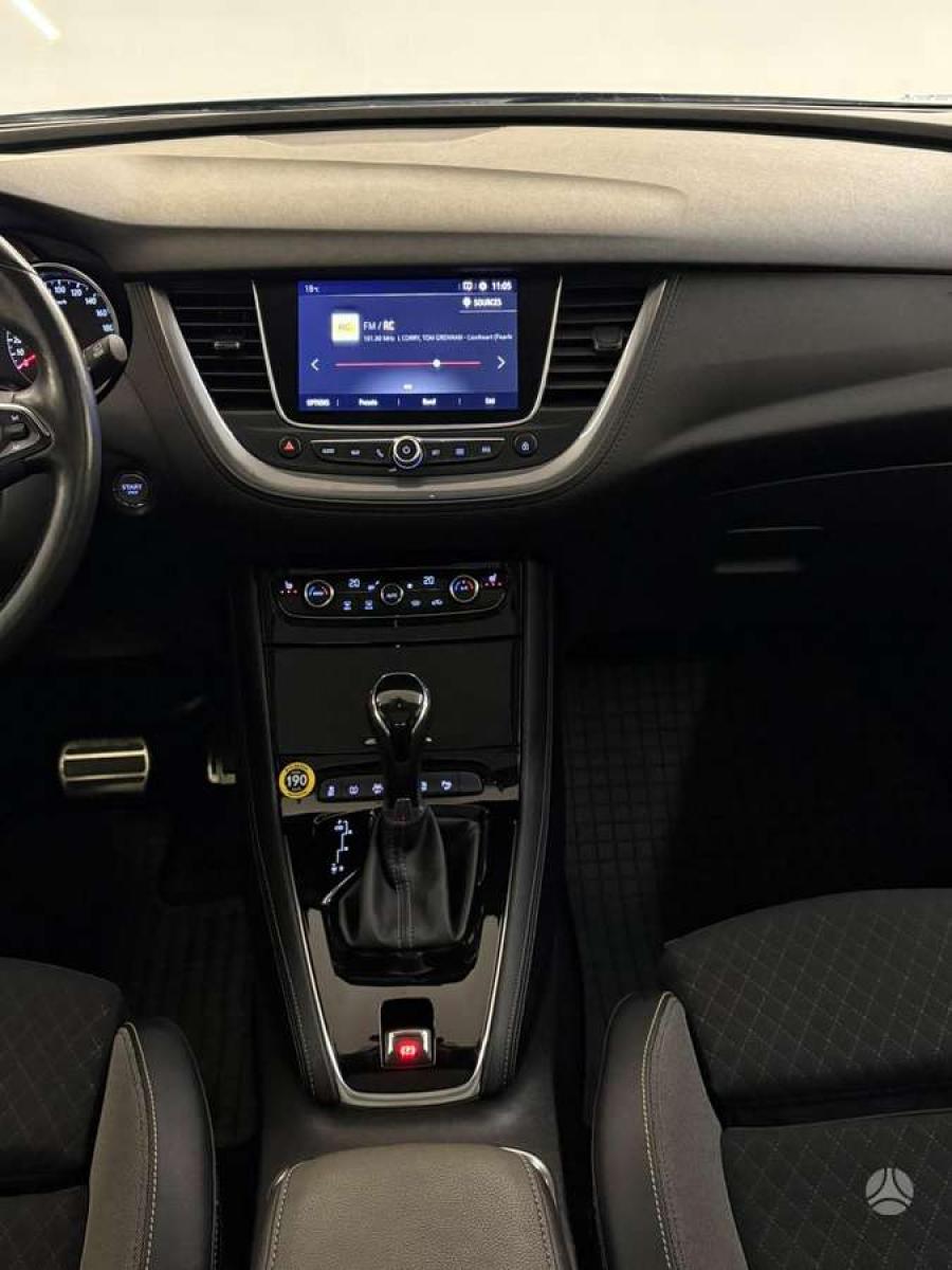 Синий Опель Grandland X 2018 в Мариямполе, объемом двигателя 1.20 л и пробегом 75 тыс. км за 12750 €, фото 21 на AUTOMOTO.COM.LV