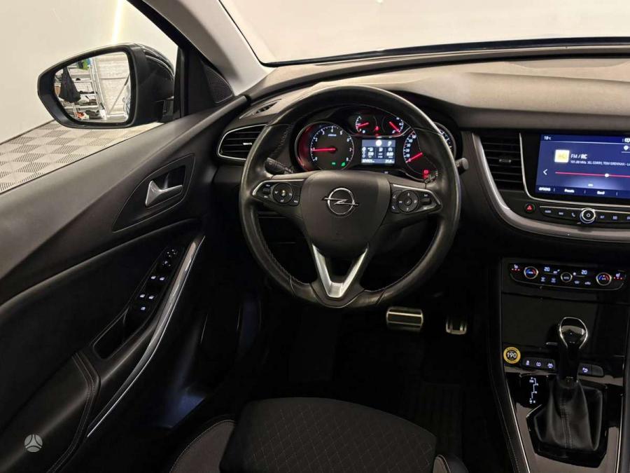Синий Опель Grandland X 2018 в Мариямполе, объемом двигателя 1.20 л и пробегом 75 тыс. км за 12750 €, фото 25 на AUTOMOTO.COM.LV