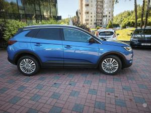 Zils Opel Grandland X 2018 Viļņa, ar dzinēja tilpumu 1.20 L un nobraukumu 154 tūkst. km par 9999 €, foto 5 vietnē AUTOMOTO.COM.LV