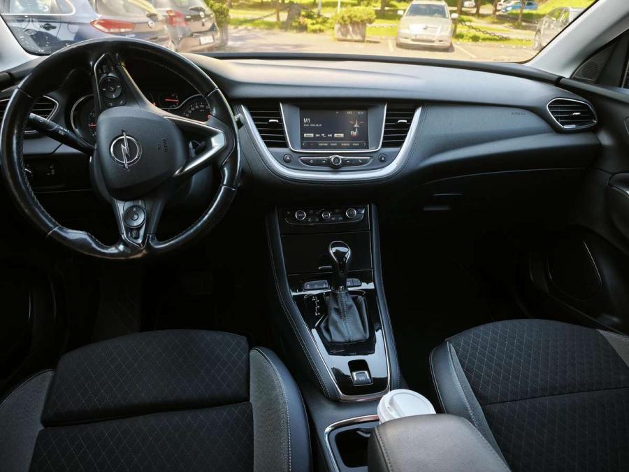 Zils Opel Grandland X 2018 Viļņa, ar dzinēja tilpumu 1.20 L un nobraukumu 154 tūkst. km par 9999 €, foto 16 vietnē AUTOMOTO.COM.LV