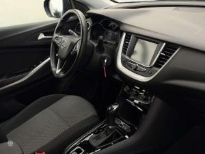 Blue Opel Grandland X 2018 in Vilnius, with an engine capacity of 1.20 L and mileage of 103 thousand km for 10800 €, photo 16 on AUTOMOTO.COM.LV