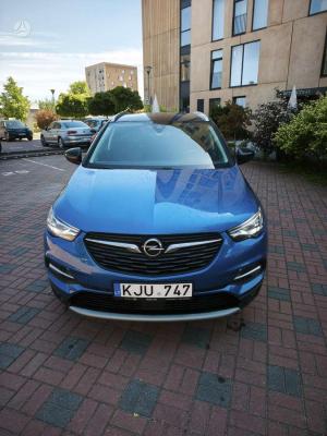 Blue Opel Grandland X 2018 in Vilnius, with an engine capacity of 1.20 L and mileage of 154 thousand km for 9400 €, photo 3 on AUTOMOTO.COM.LV