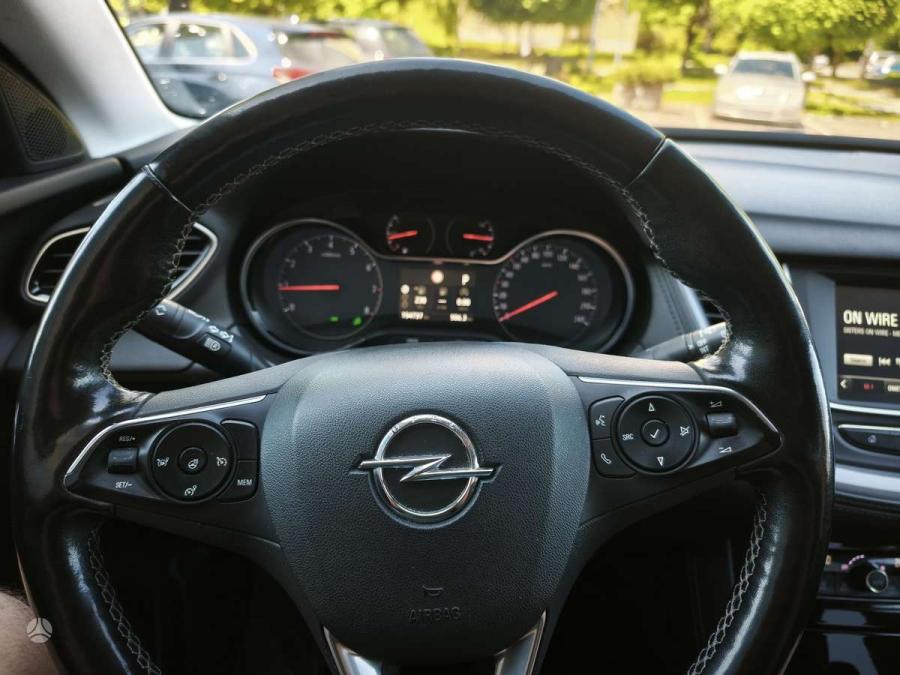 Blue Opel Grandland X 2018 in Vilnius, with an engine capacity of 1.20 L and mileage of 154 thousand km for 9400 €, photo 23 on AUTOMOTO.COM.LV