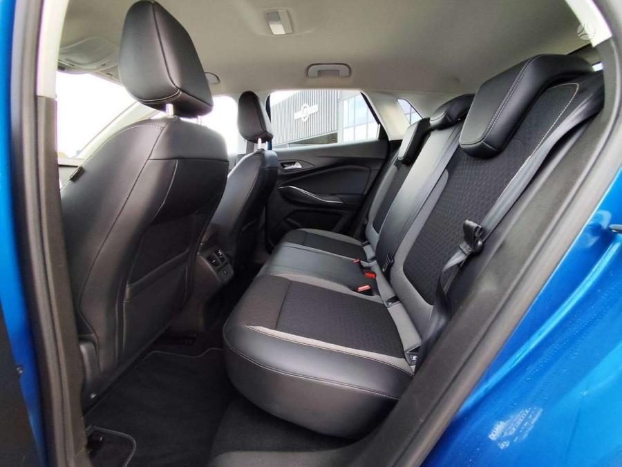Zils Opel Grandland X 2018 Šauļi, ar dzinēja tilpumu 1.20 L un nobraukumu 191 tūkst. km par 8650 €, foto 19 vietnē AUTOMOTO.COM.LV