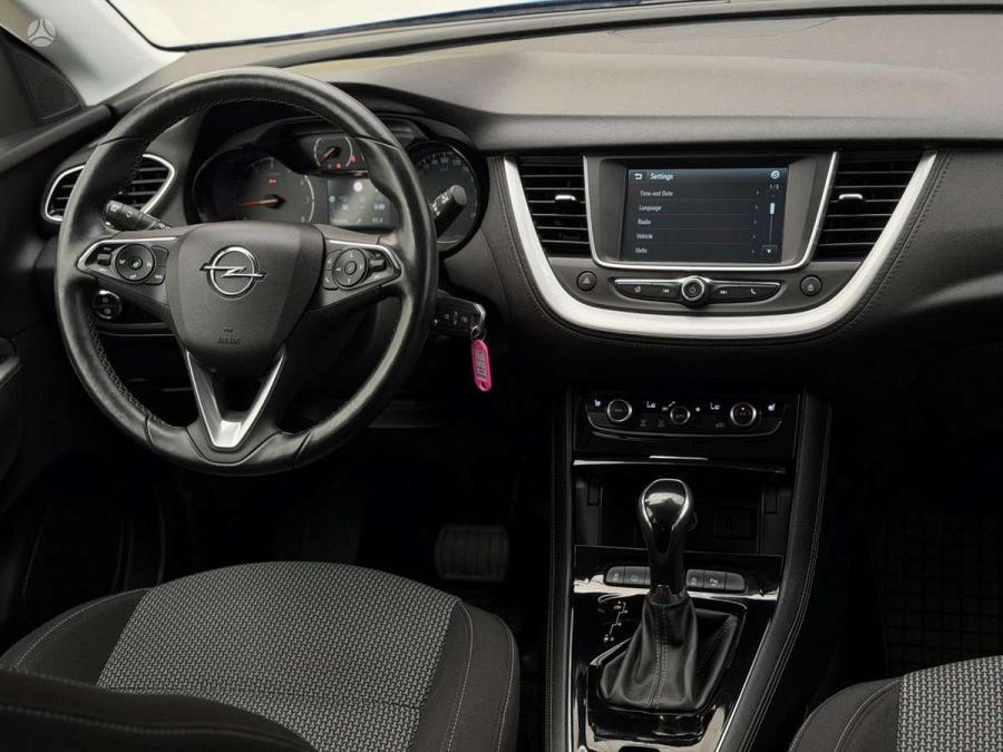 Zils Opel Grandland X 2018 Viļņa, ar dzinēja tilpumu 1.20 L un nobraukumu 103 tūkst. km par 10800 €, foto 17 vietnē AUTOMOTO.COM.LV