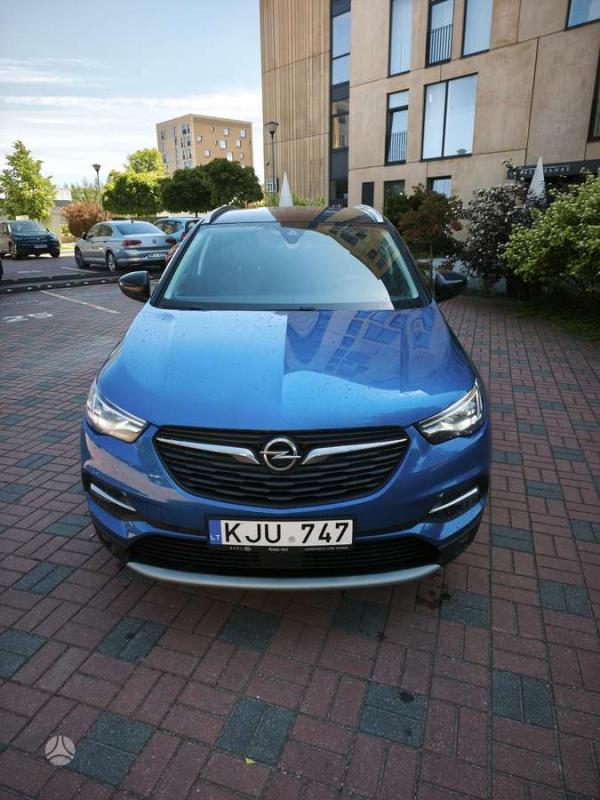 Blue Opel Grandland X 2018 in Vilnius, with an engine capacity of 1.20 L and mileage of 154 thousand km for 9400 €, photo 2 on AUTOMOTO.COM.LV