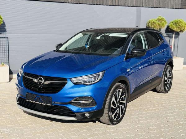 Blue Opel Grandland X 2018 in Siauliai, with an engine capacity of 1.60 L and mileage of 215 thousand km for 11150 €, photo 1 on AUTOMOTO.COM.LV