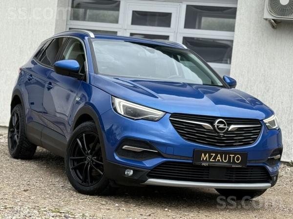 Blue Opel Grandland X 2018 in Tukums, with an engine capacity of 2.00 L and mileage of 207 thousand km for 13499 €, photo 1 on AUTOMOTO.COM.LV