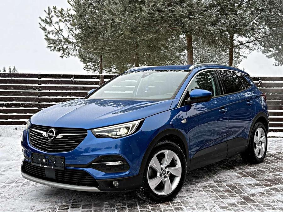 Blue Opel Grandland X 2019 in Siauliai, with an engine capacity of 2.00 L and mileage of 296 thousand km for 11550 €, photo 1 on AUTOMOTO.COM.LV