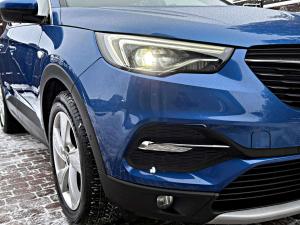 Blue Opel Grandland X 2019 in Siauliai, with an engine capacity of 2.00 L and mileage of 296 thousand km for 11550 €, photo 6 on AUTOMOTO.COM.LV