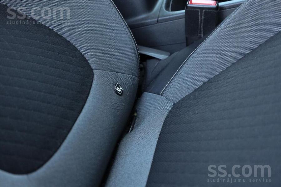 Zils Opel Grandland X 2019 Rīga, ar dzinēja tilpumu 1.50 L un nobraukumu 0 tūkst. km par 10995 €, foto 18 vietnē AUTOMOTO.COM.LV