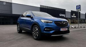 Blue Opel Grandland X 2019 in Utena, with an engine capacity of 1.20 L and mileage of 213 thousand km for 8995 €, photo  on AUTOMOTO.COM.LV