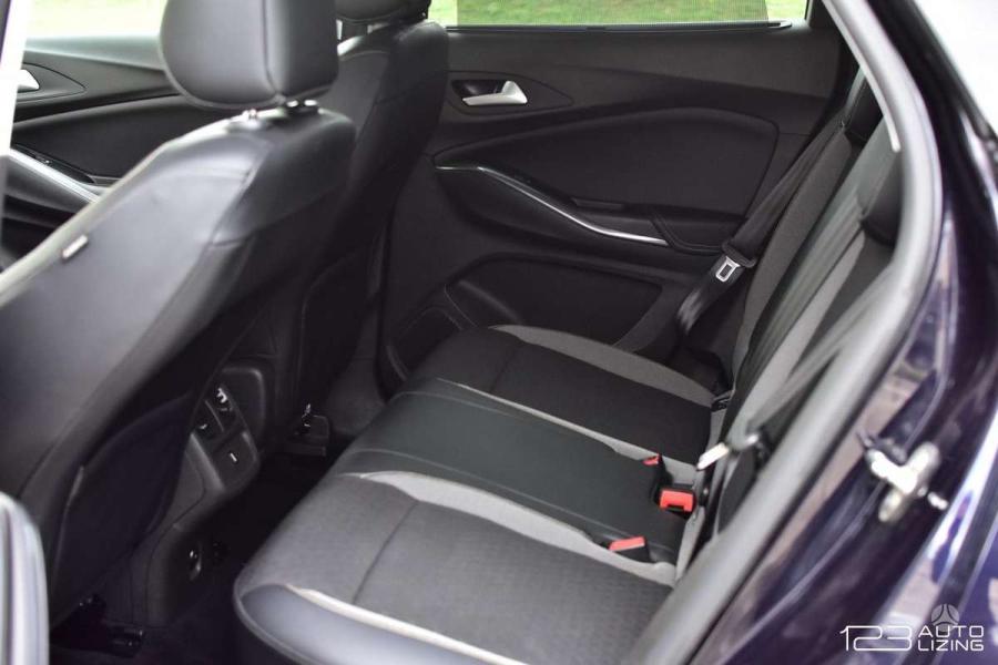 Zils Opel Grandland X 2019 Kretinga, ar dzinēja tilpumu 1.20 L un nobraukumu 104 tūkst. km par 10500 €, foto 14 vietnē AUTOMOTO.COM.LV